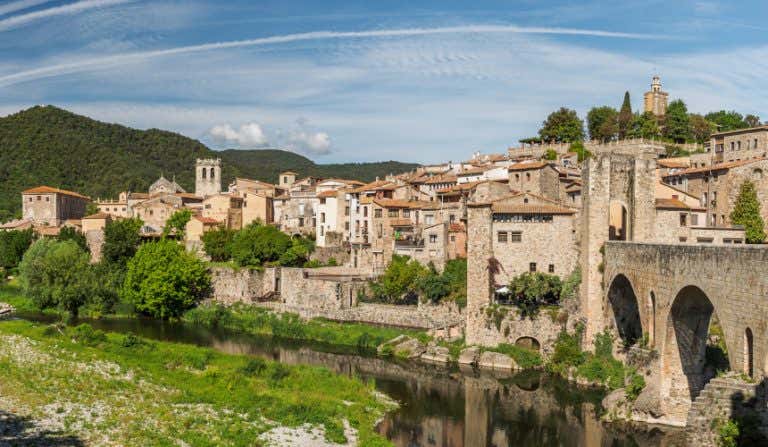 Los 10 pueblos medievales más bonitos de Gerona | Civitatis Magazine
