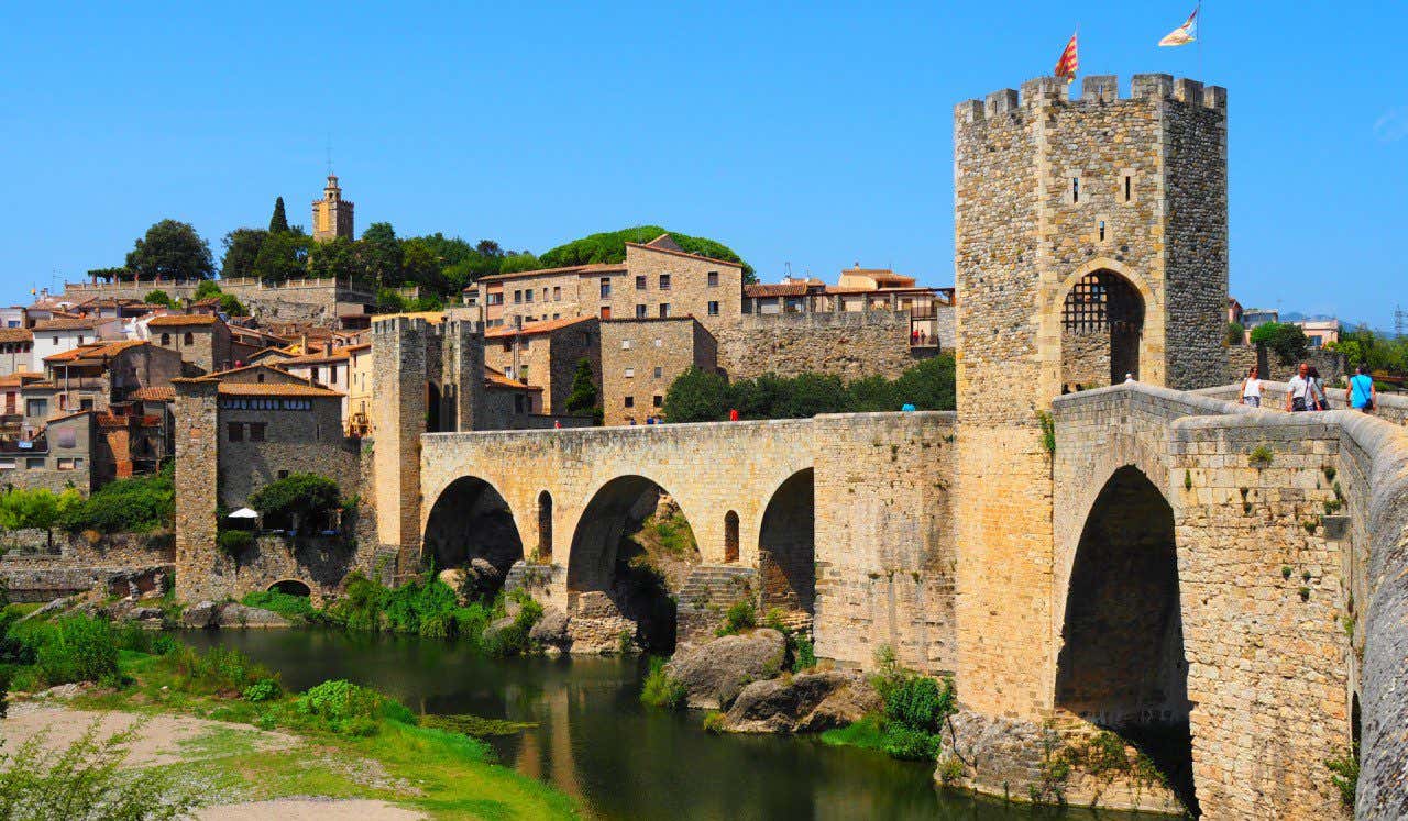 Los 10 pueblos medievales más bonitos de Gerona | Civitatis Magazine