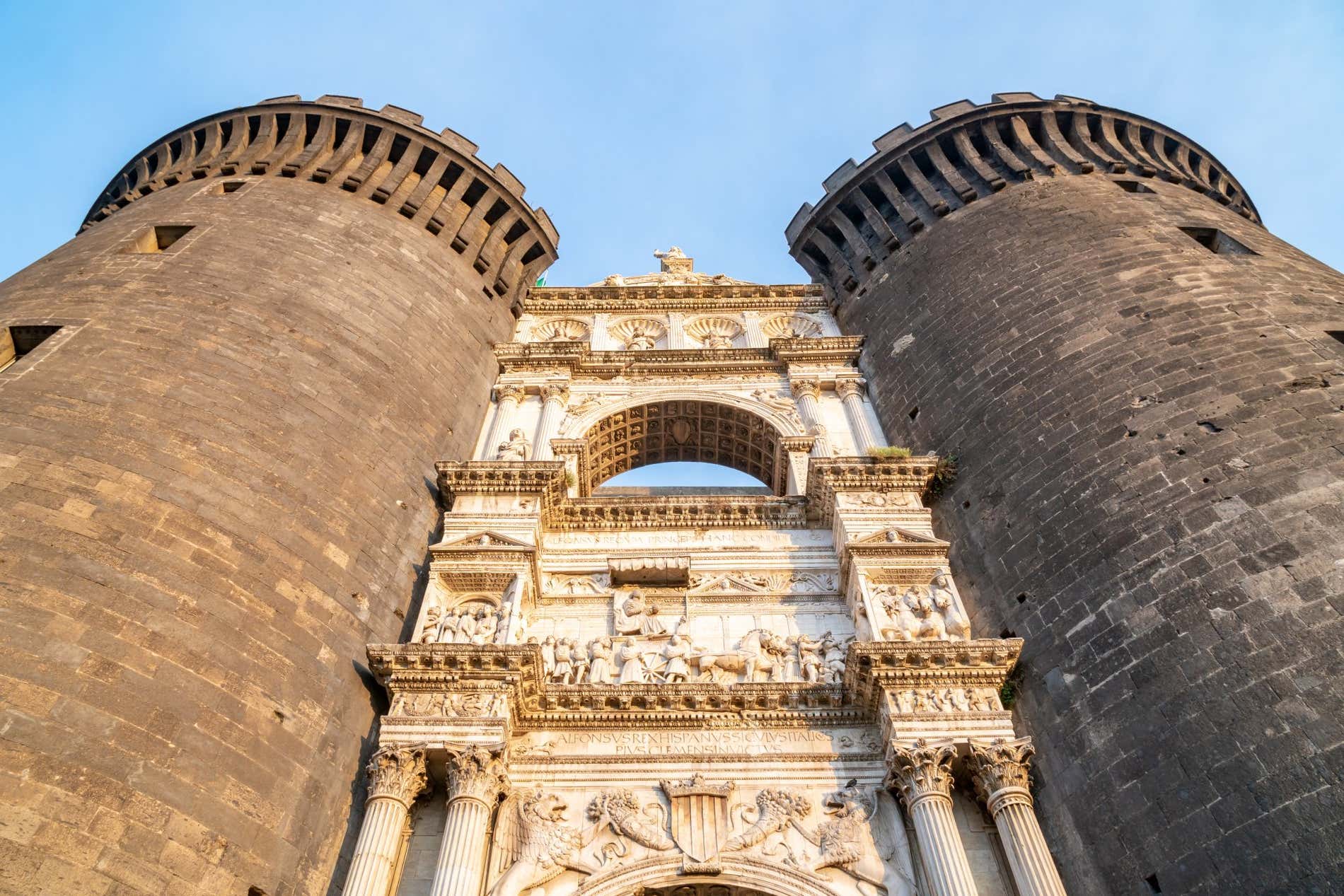 What to Do in Naples: 15 Landmarks, Activites & Day Trips (2026)