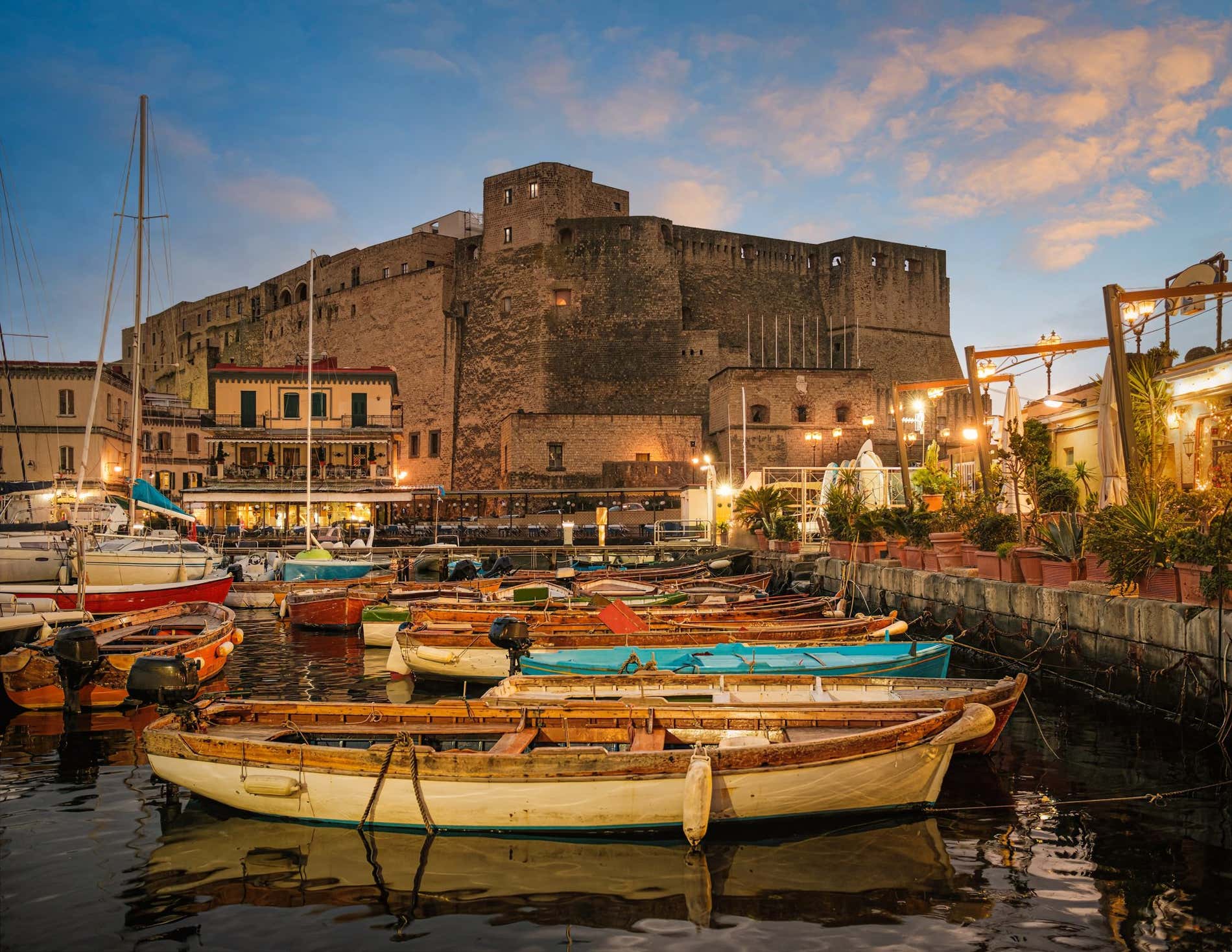 What to Do in Naples: 15 Landmarks, Activites & Day Trips (2026)