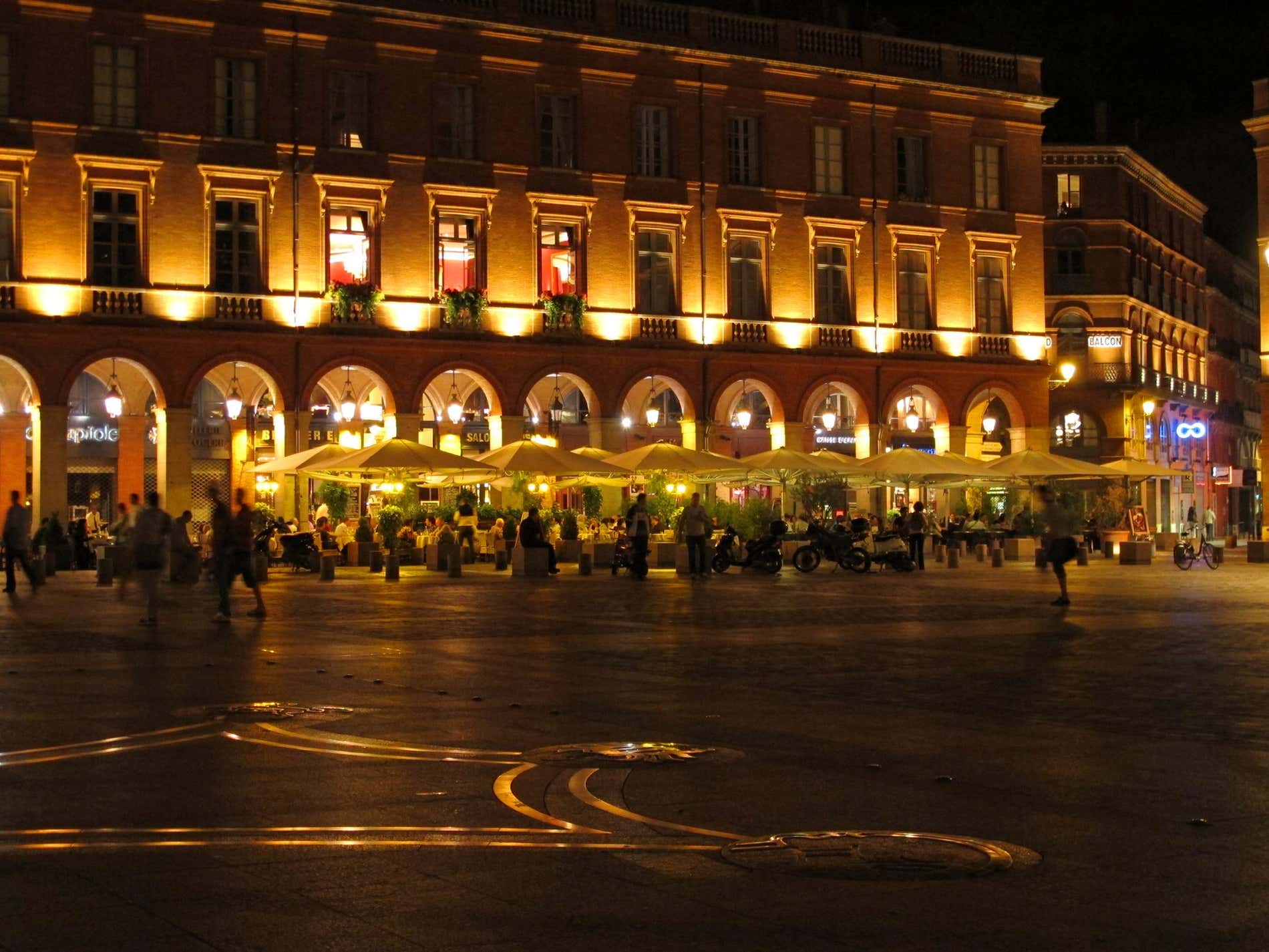 I tesori di Tolosa: cosa vedere e fare nella città rosa | Civitatis