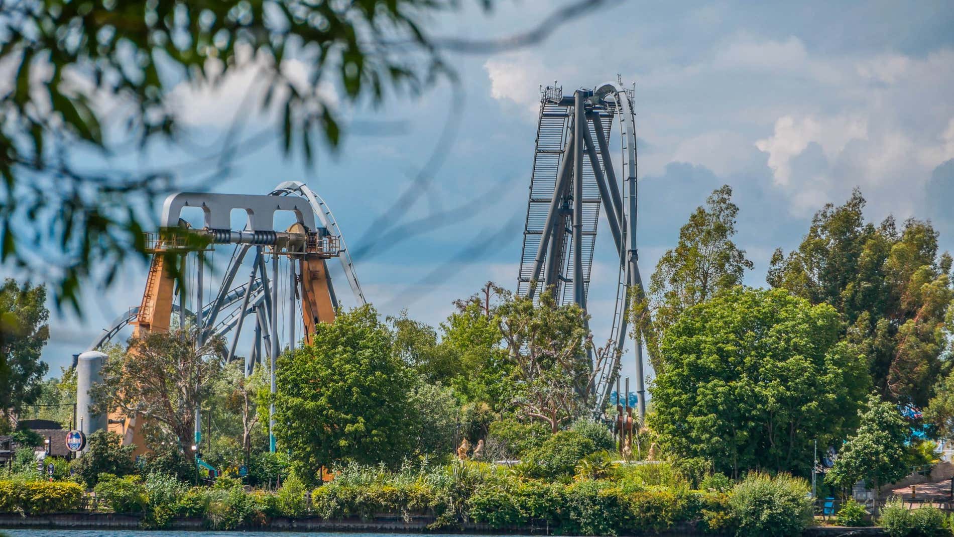 Top 10: Where are the Best Theme Parks in the World? (2025)