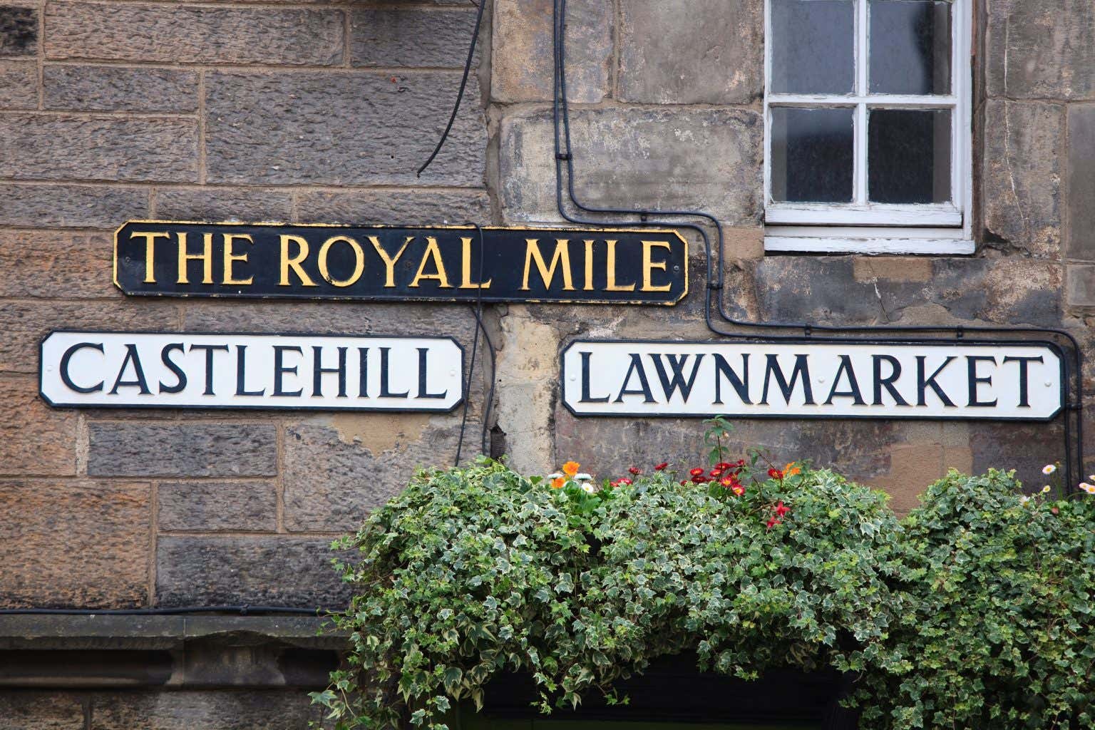 What to Do in Edinburgh: 12 Ways to Enjoy Scotland's Capital