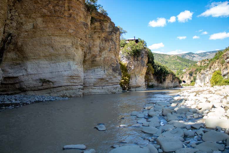 Osum Gorge + Bogove Waterfall Tour from Berat - Civitatis.com
