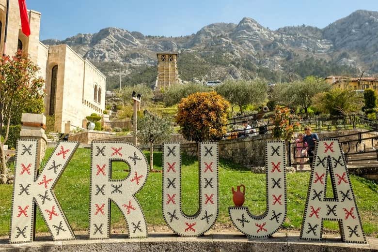 Excursión a Kruja y el lago Bovilla desde Dürres - Civitatis Argentina