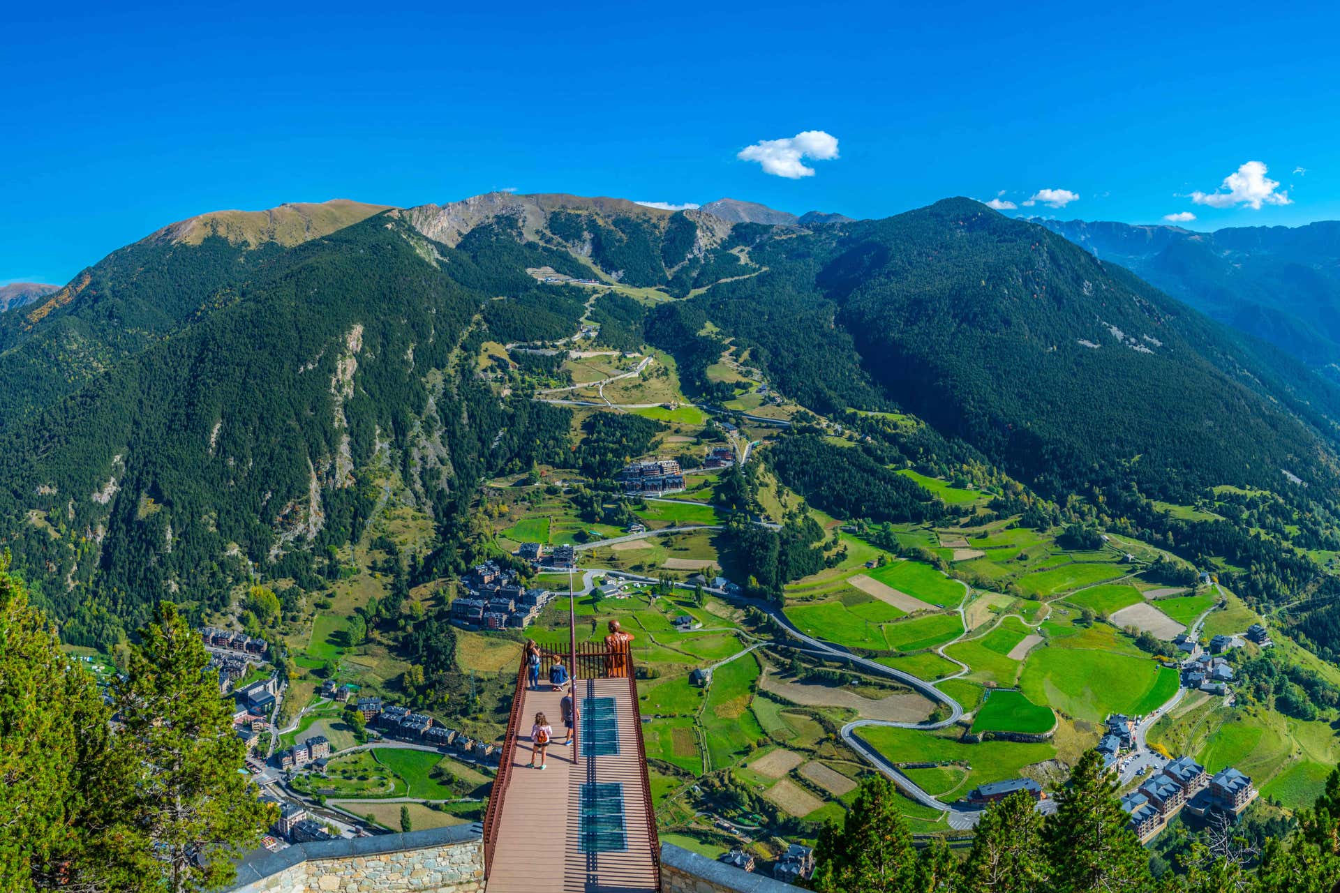 Encamp & Roc del Quer Tour, Andorra la Vella