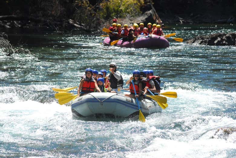 Rafting en el Río Manso desde Bariloche - Civitatis.com