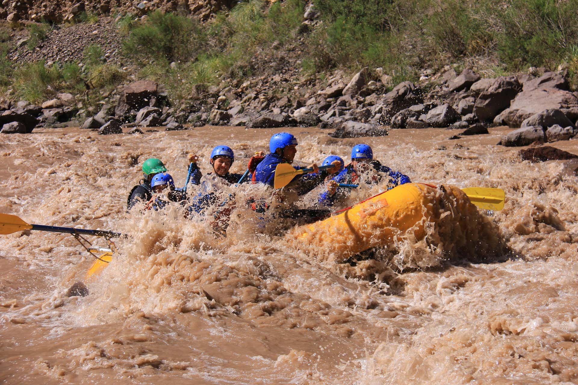 Rafting en el río Mendoza desde Potrerillos, Potrerillos