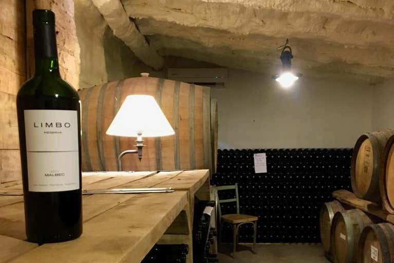 Visita a las bodegas Limbo y Fow, San Rafael - Civitatis Argentina