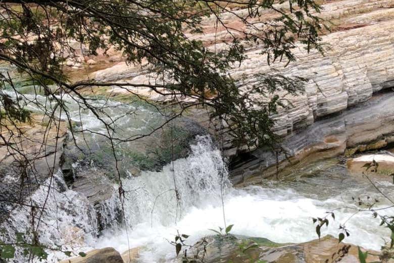 Randonnée jusqu'à la cascade du Cóndor à Salta - Civitatis.com