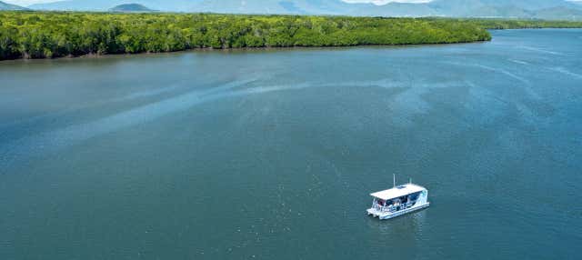 Trinity Inlet Boat Ride from Cairns - Book Online at Civitatis.com