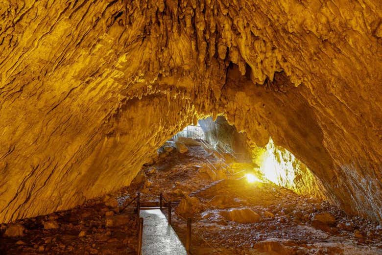 Excursión a las cuevas de Bijambare desde Sarajevo - Civitatis
