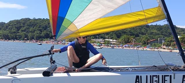 Cours de catamaran à voile à Ponta das Canas, Florianópolis - Civitatis