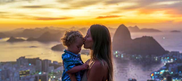 Tour pela favela de Santa Marta ao entardecer + Mirante do Pedrão, Rio ...