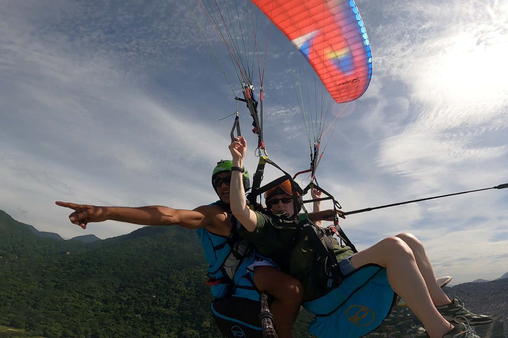 Paragliding in Rio de Janeiro - Book Online at Civitatis.com