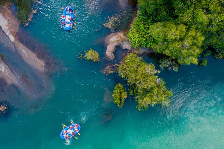 Rafting sur les rivières Negro et Peulla - Civitatis.com