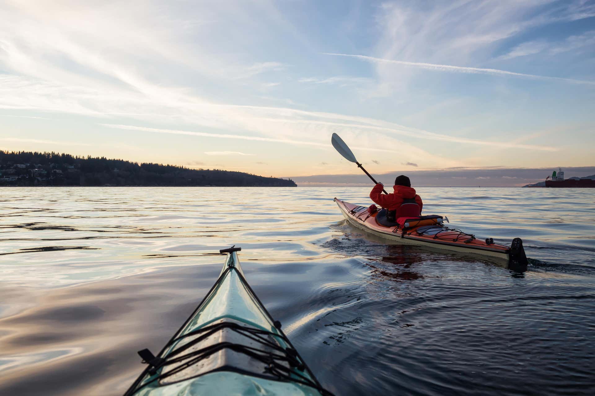 Tour en kayak por el Canal Beagle desde Puerto Williams