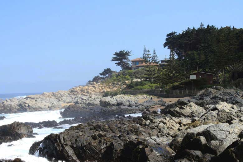 Excursão à Isla Negra e ao Parque Tricao saindo de Santiago de Chile ...