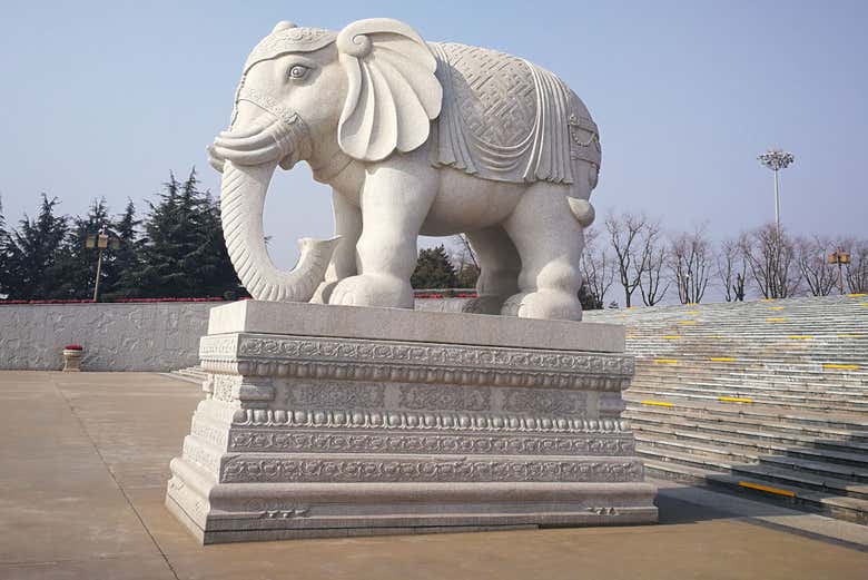 Famen Temple and Yuanjiacun Village Tour from Xi'an