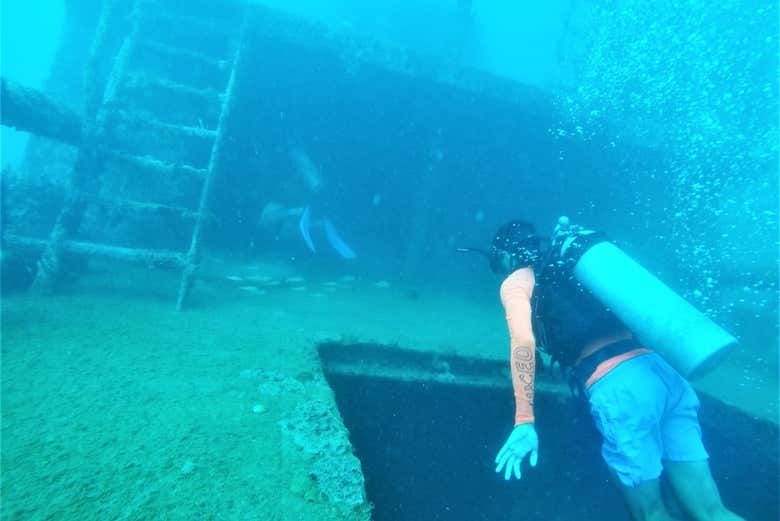 Scuba Diving in Baru, Barú
