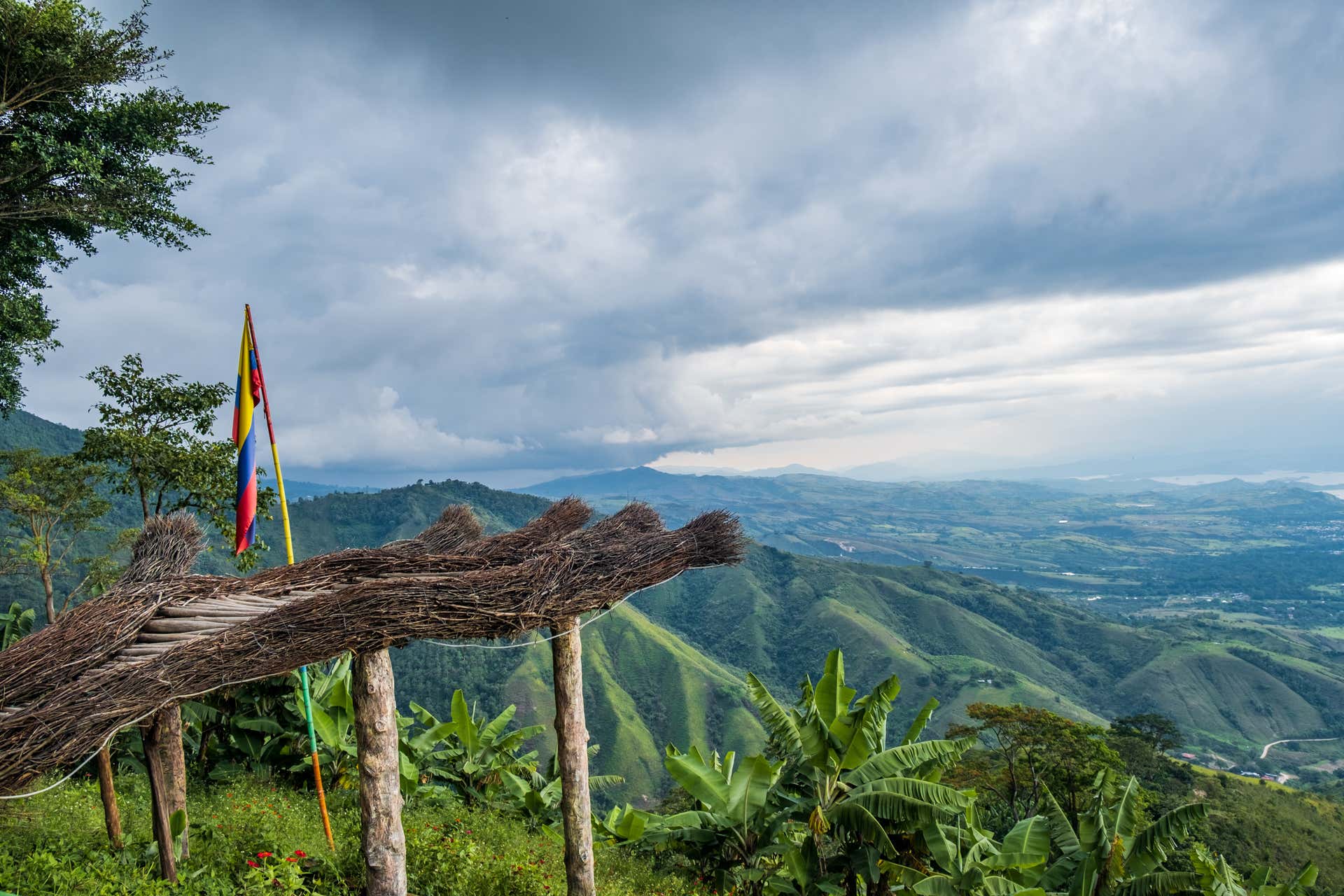 Excursión al mirador La Mano del Gigante desde Neiva Excursión al mirador La Mano del Gigante desde Neiva