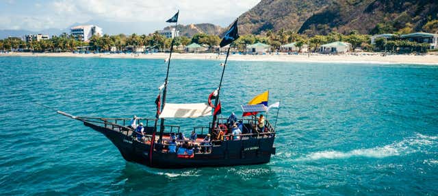 Paseo en barco pirata por Santa Marta - Reserva en Civitatis.com