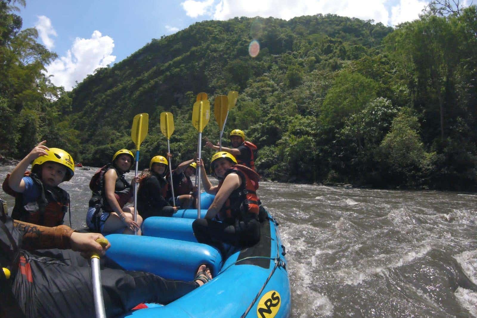 Rafting en el río Negro desde Tobia - Reserva en Civitatis.com