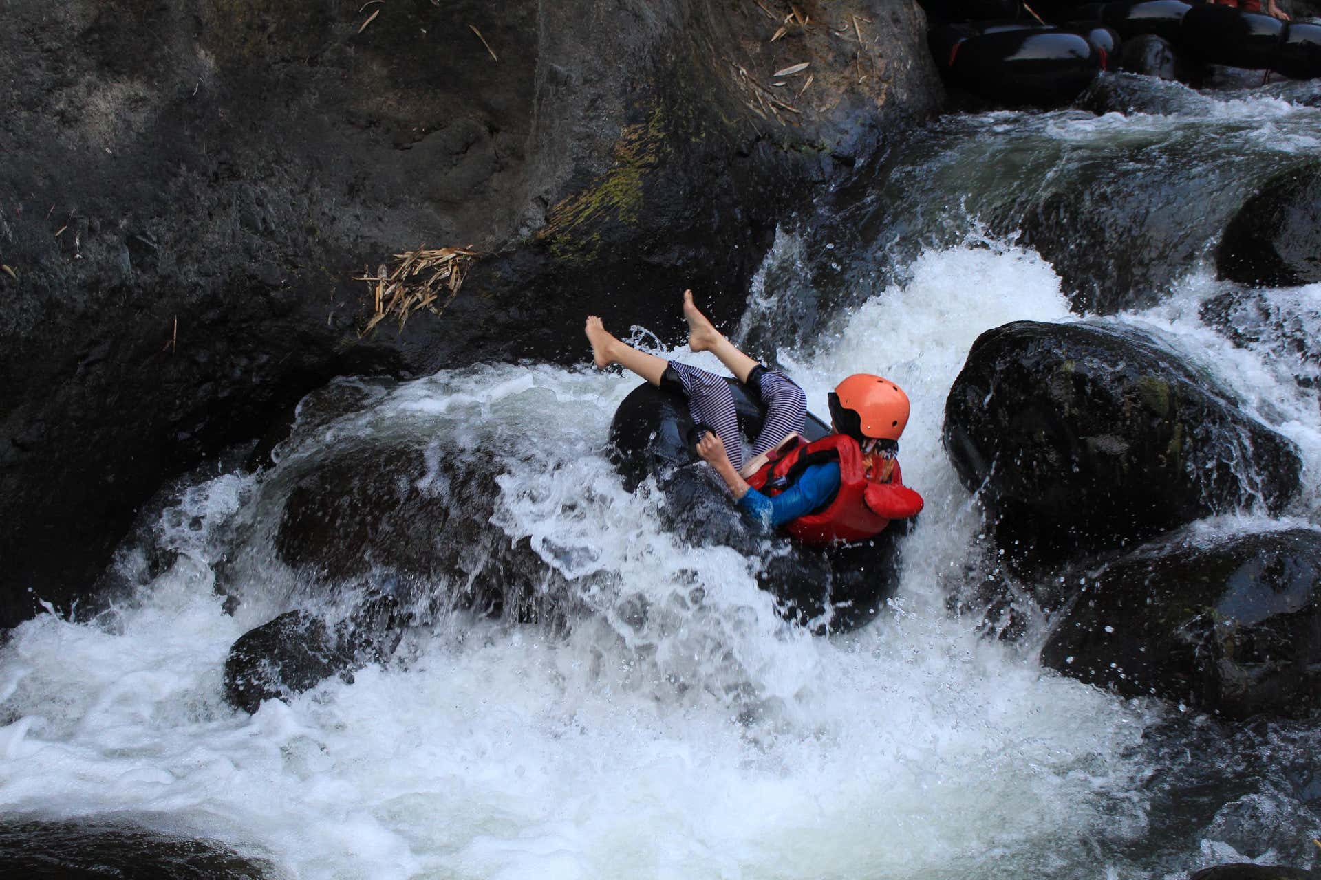 Tubing in the Güape River Canyon from Villavicencio