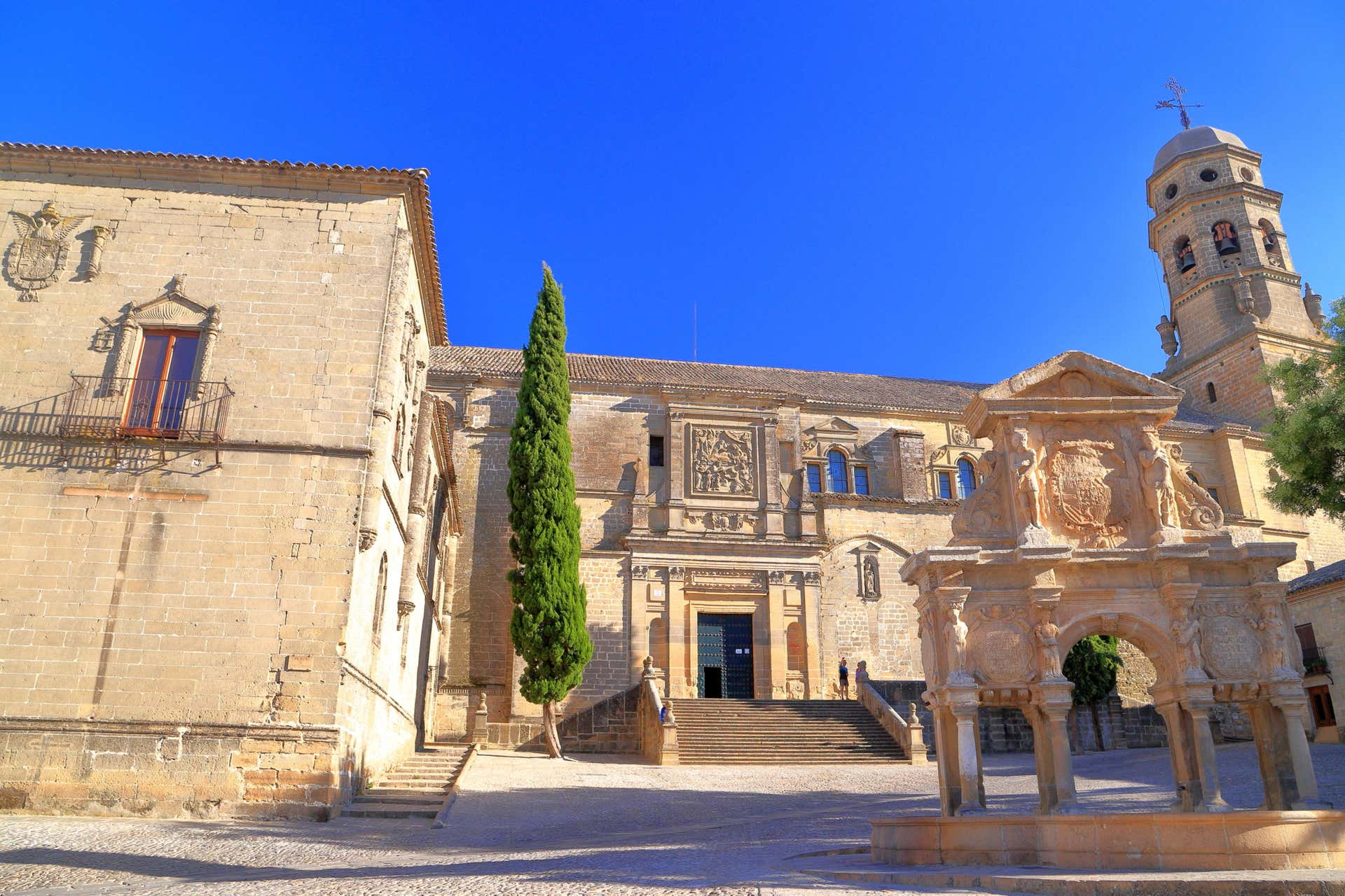 Visita guidata alla Cattedrale di Baeza - Civitatis.com