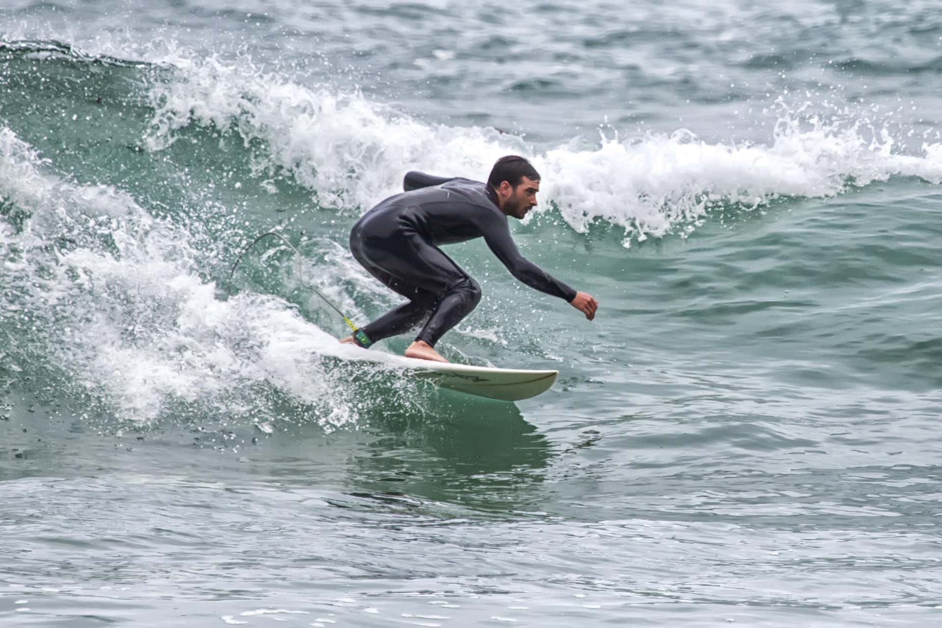 Curso de surf en Celorio en Nueva de Llanes - Civitatis.com