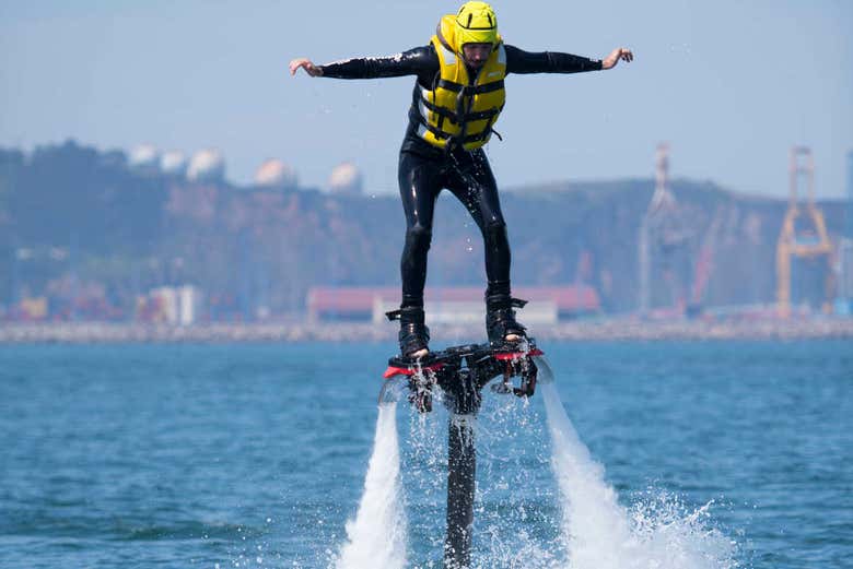 Flyboard a Gijón - Prenota online su Civitatis.com