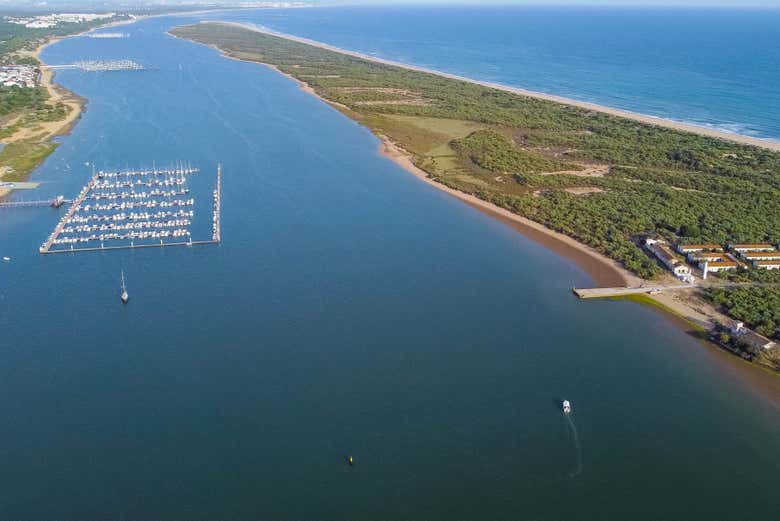 Passeio de barco pelo rio Piedras saindo de Islantilla