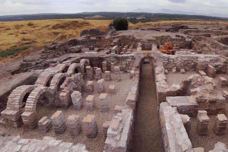 Visita guiada por el yacimiento de Cástulo, Linares - Civitatis