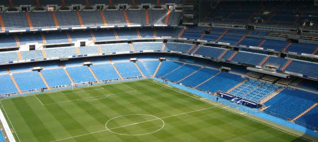 Entradas para un partido del Real Madrid en el Santiago Bernabéu ...
