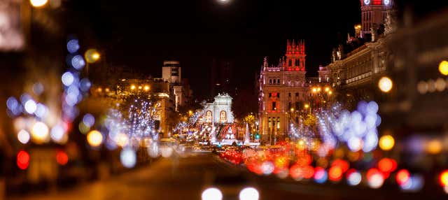 Madrid Christmas Lights Tuk-Tuk Tour - Book at Civitatis.com