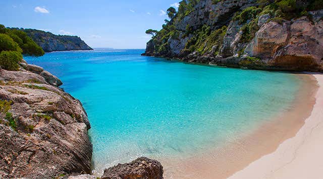 Cala Macarelleta - Une crique nudiste à Minorque