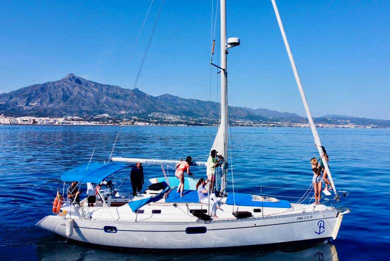 Giro in barca a vela a Puerto Banús, Puerto Banus