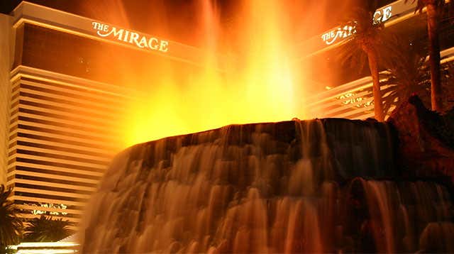 The Mirage Volcano - Timetable and location of the Volcano show