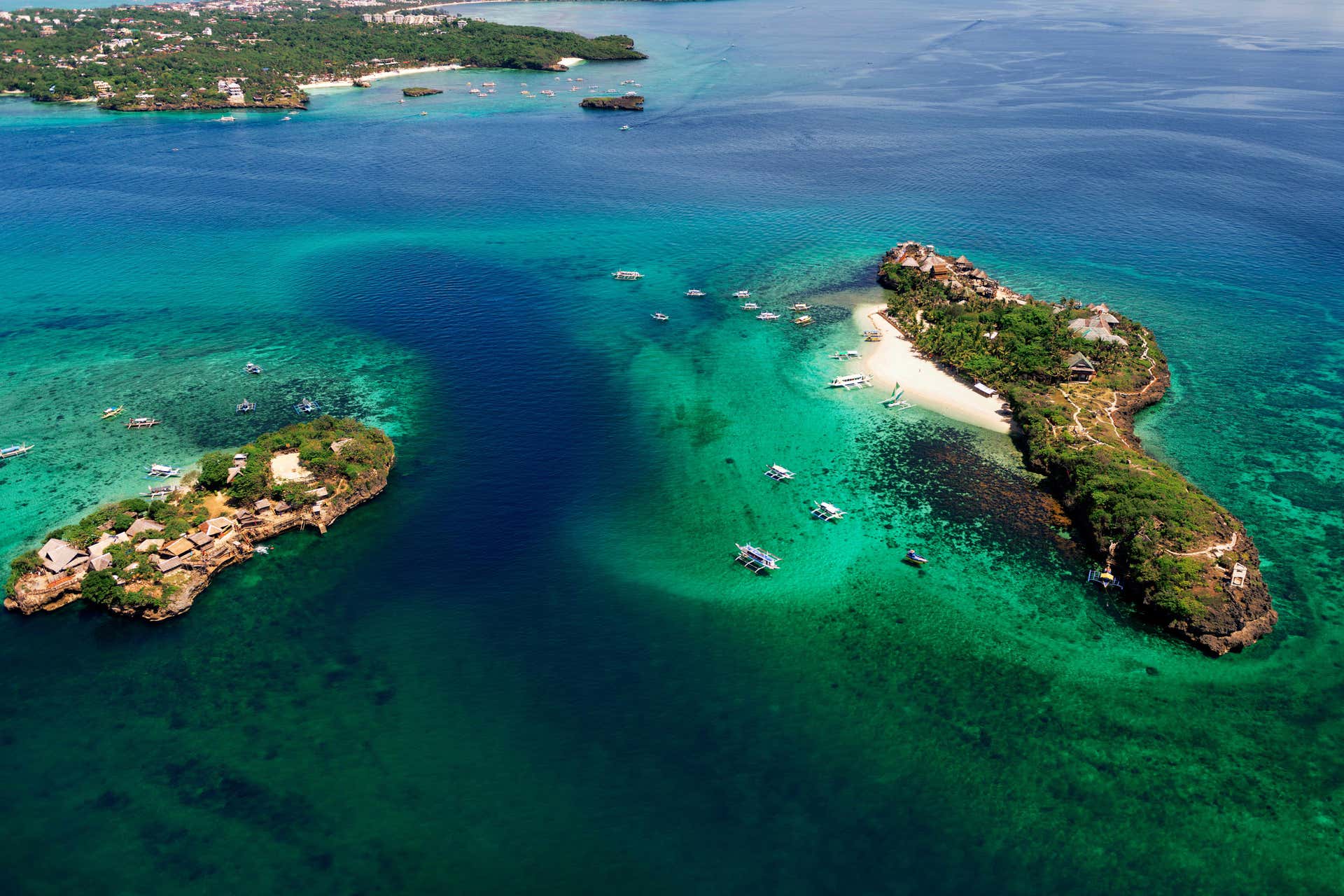 Boracay Island Boat Cruise - Book Online at Civitatis.com