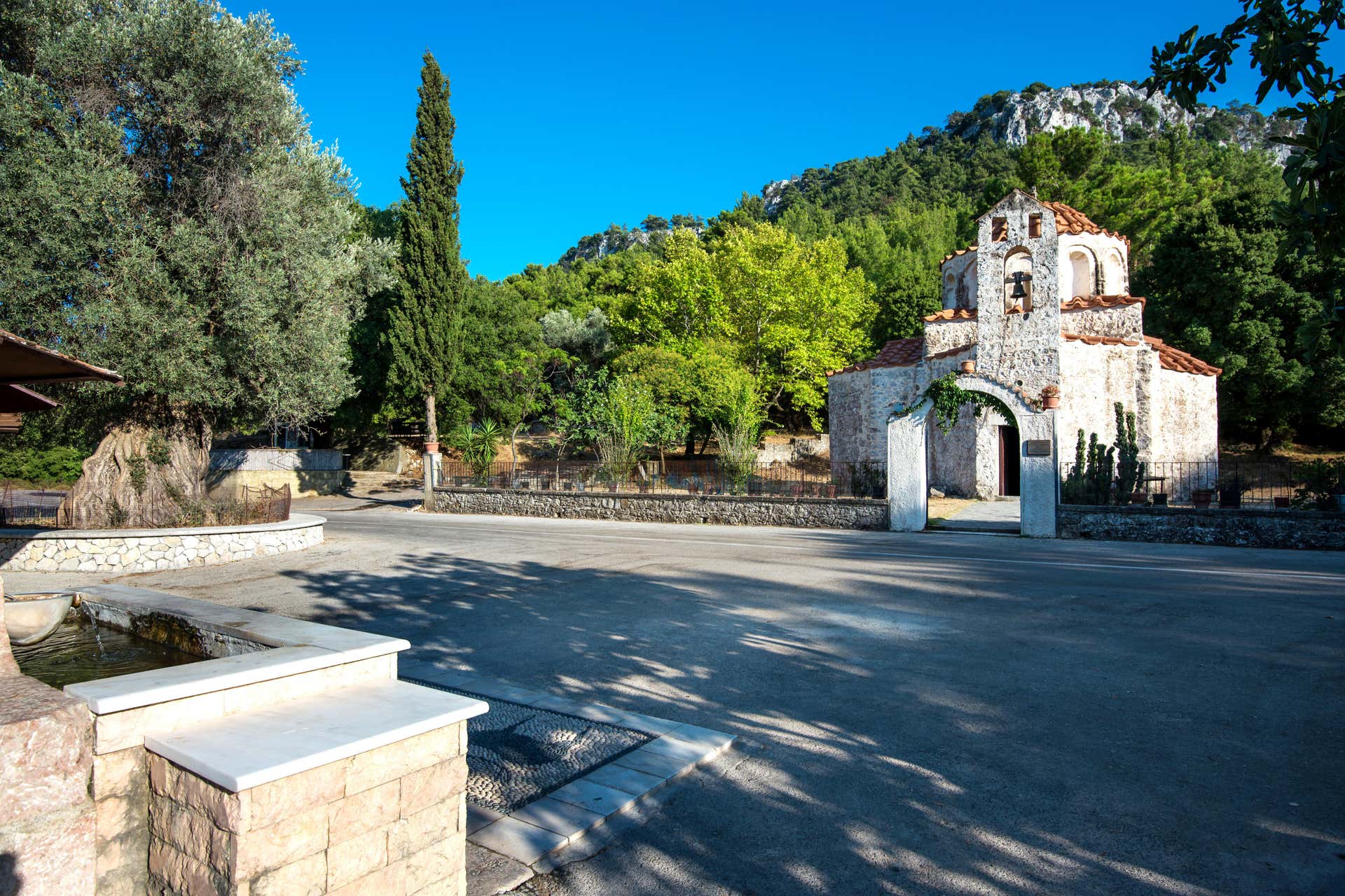 Rhodes Island Tour - Book Online at Civitatis.com