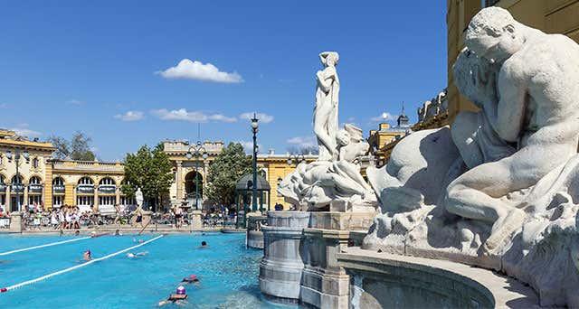 Széchenyi Thermal Bath - Budapest’s largest spa