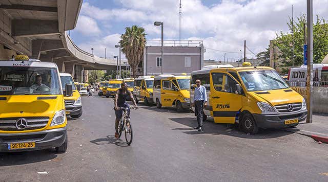 Sherut - Cómo funcionan los taxis compartidos de Tel Aviv