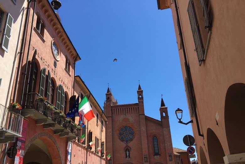 Visite guidée dans Alba - Réservez en ligne sur Civitatis.com