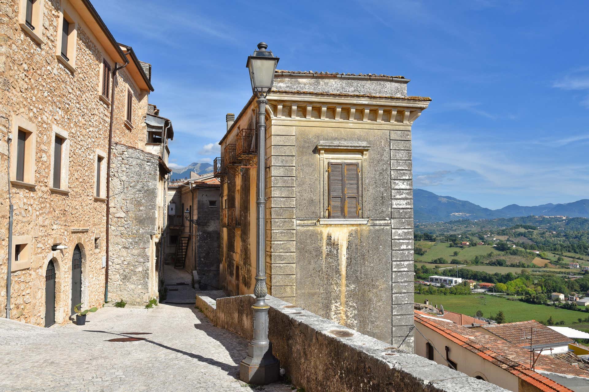 Tour privato di Alvito - Prenotazione online a Civitatis.com