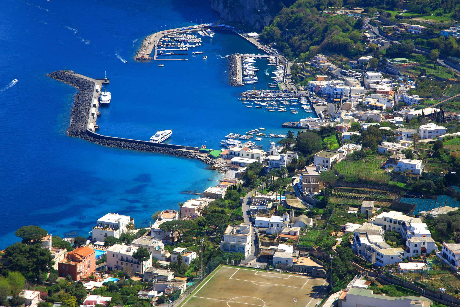 Capri Day Trip from Ascea - Book Online at Civitatis.com