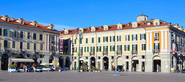 Cuneo Street Food Market Tour - Book Online at Civitatis.com