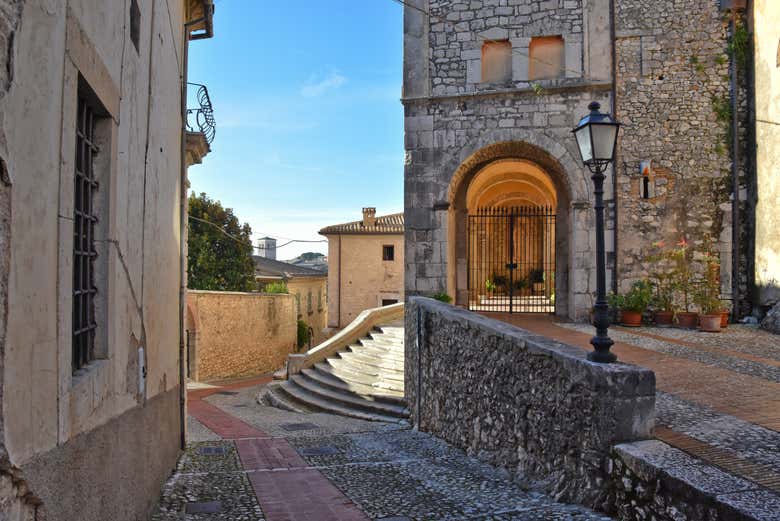 Visita guiada por Veroli - Reserve online em Civitatis.com