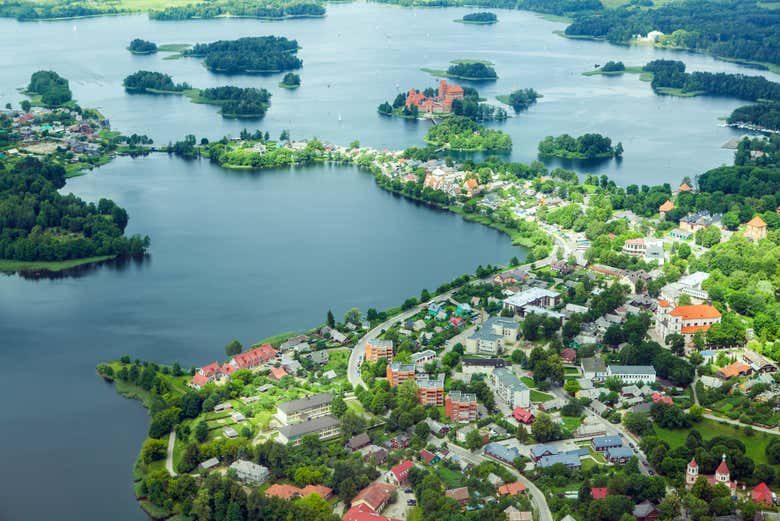 Aircraft Flight Over Trakai of Vilnius - Book at Civitatis.com