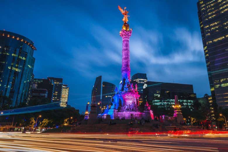 Tour nocturno en autobús descapotable por Ciudad de México Tour nocturno en autobús descapotable por Ciudad de México
