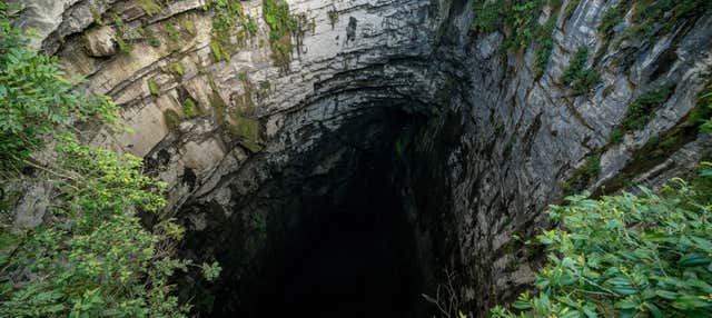 Base Jumping Cave Of Swallows